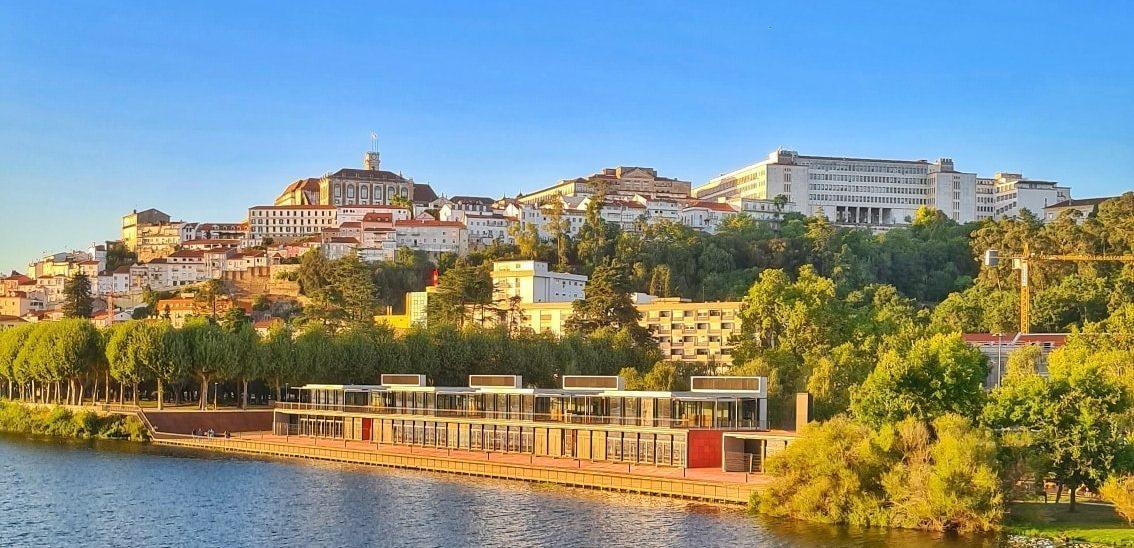 AAC Náuticos e Clube Fluvial de Coimbra emblemas do Parque Verde de ...